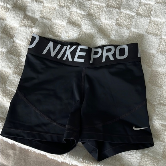 Nike | Shorts | Womens Nike Pro Run And Workout Short | Poshmark